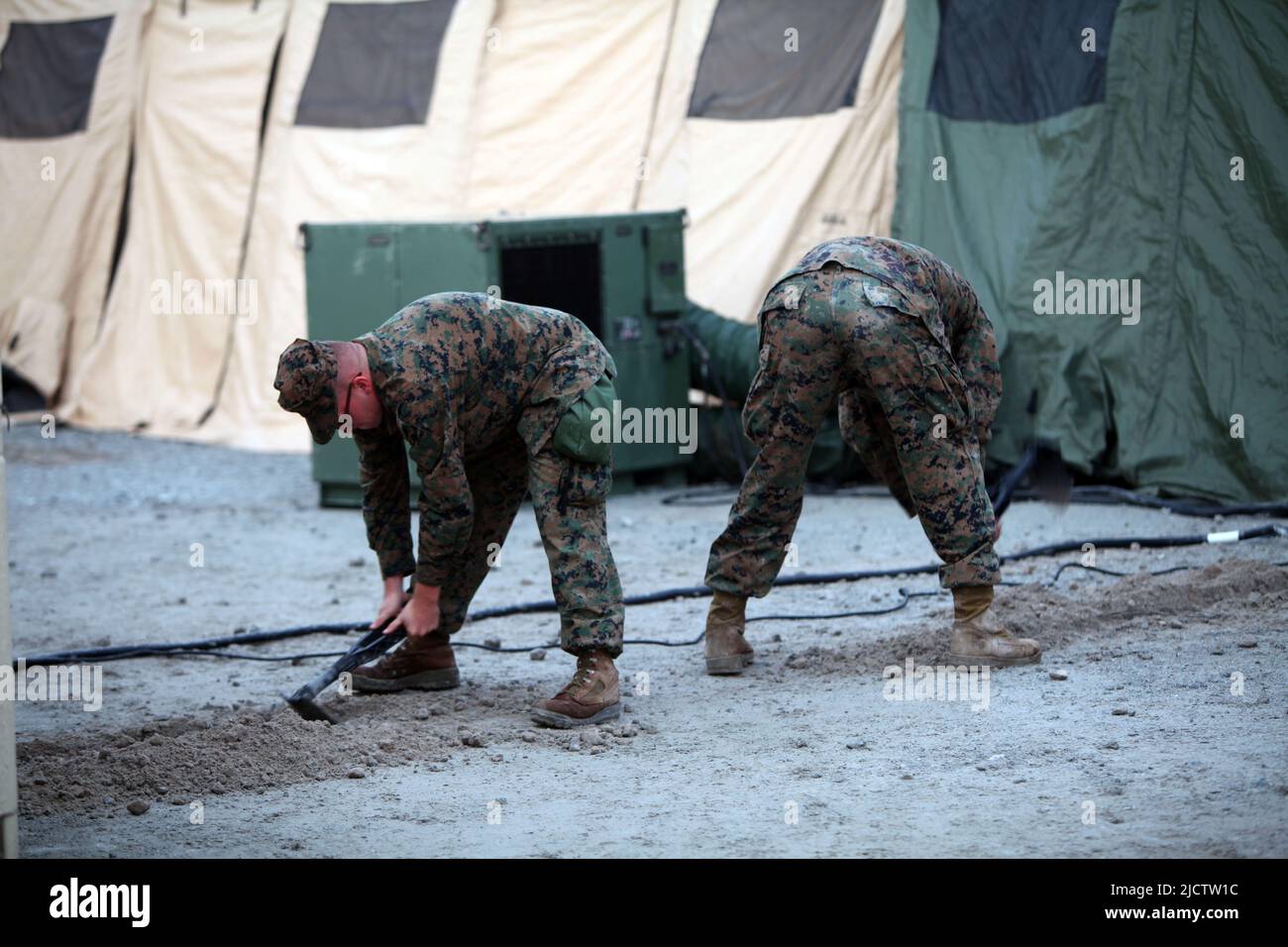 U.S. Marines with 1st Battalion, 8th Marine Regiment (1/8), 2D Marine ...