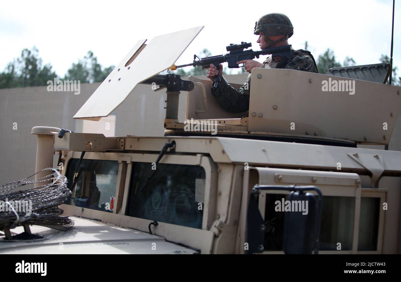 U.S. Marines with 1st Battalion, 8th Marine Regiment (1/8), 2D Marine ...