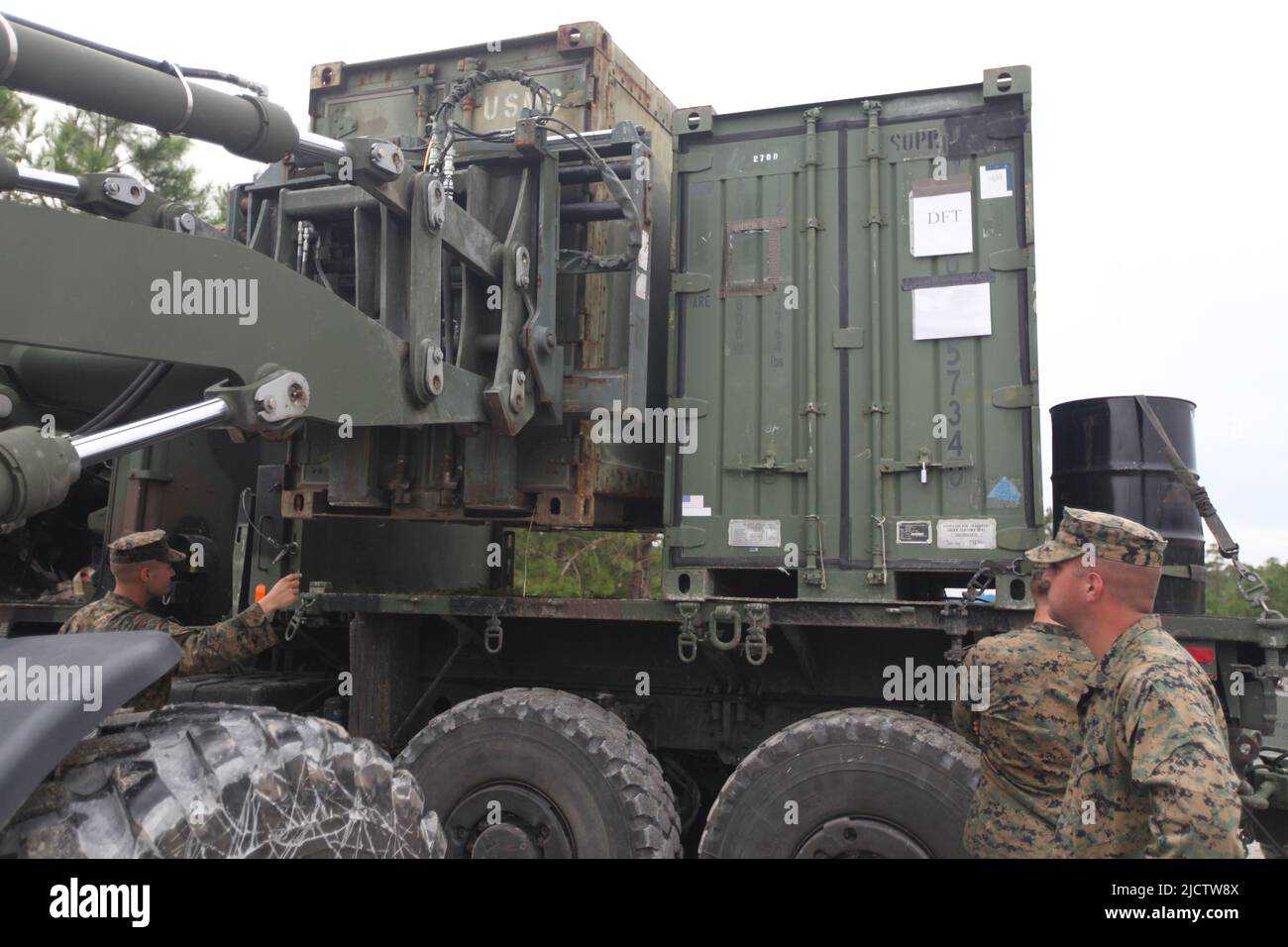 U.S. Marines with 1st Battalion, 8th Marine Regiment (1/8), 2D Marine ...