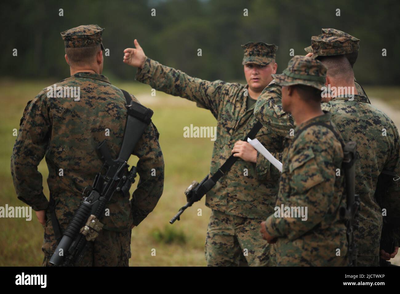 Us Marines With Charlie Company 1st Battalion 8th Marine Regiment 18 2d Marine Division