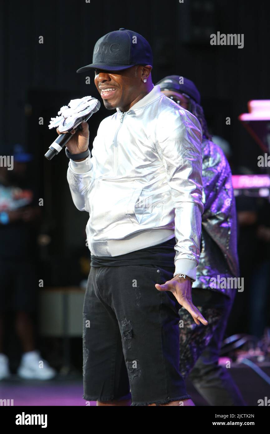 Dru Hill performing live at the Dell East Music Center Summer Concert ...