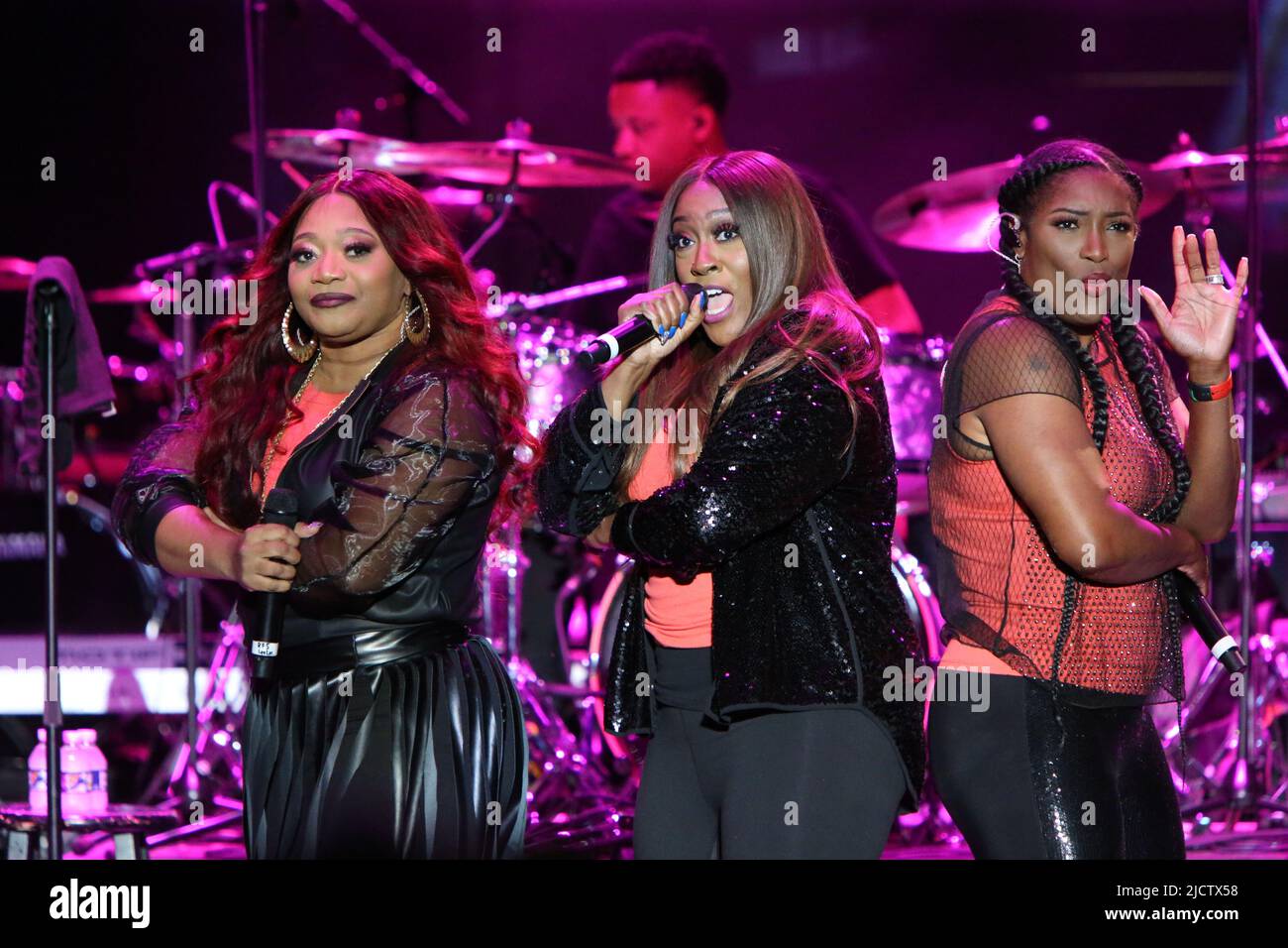 Dell music center hi-res stock photography and images - Alamy