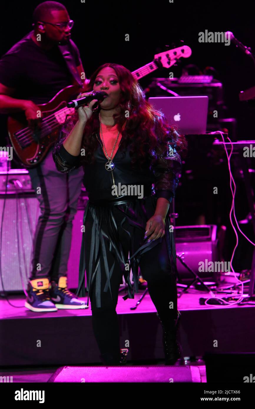 SWV performing live at the Dell Music Center Concert Series in ...