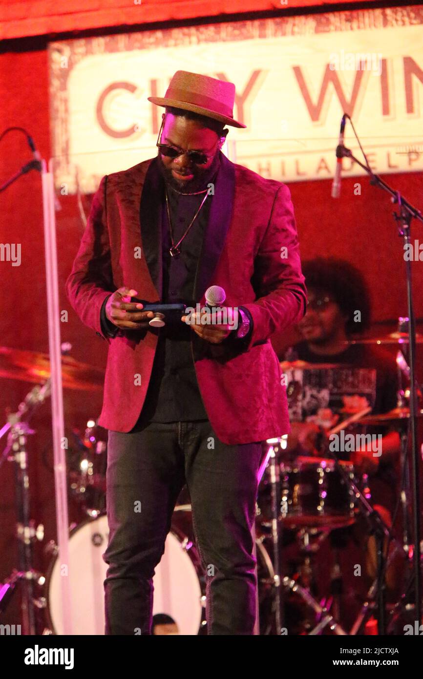 Singer Dwele performing live music at the City Winery Featuring: Singer ...