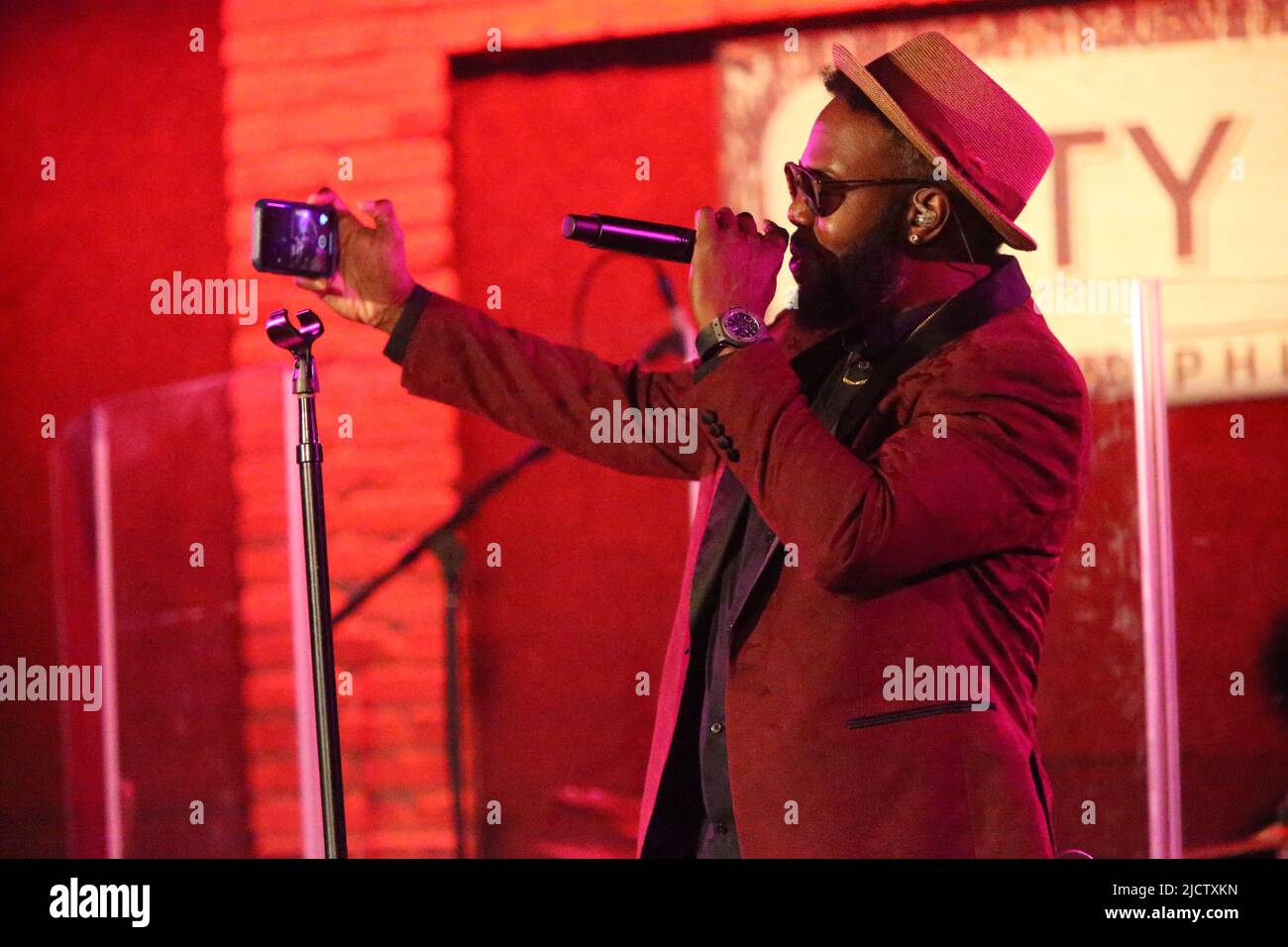Singer Dwele performing live music at the City Winery Featuring: Singer ...