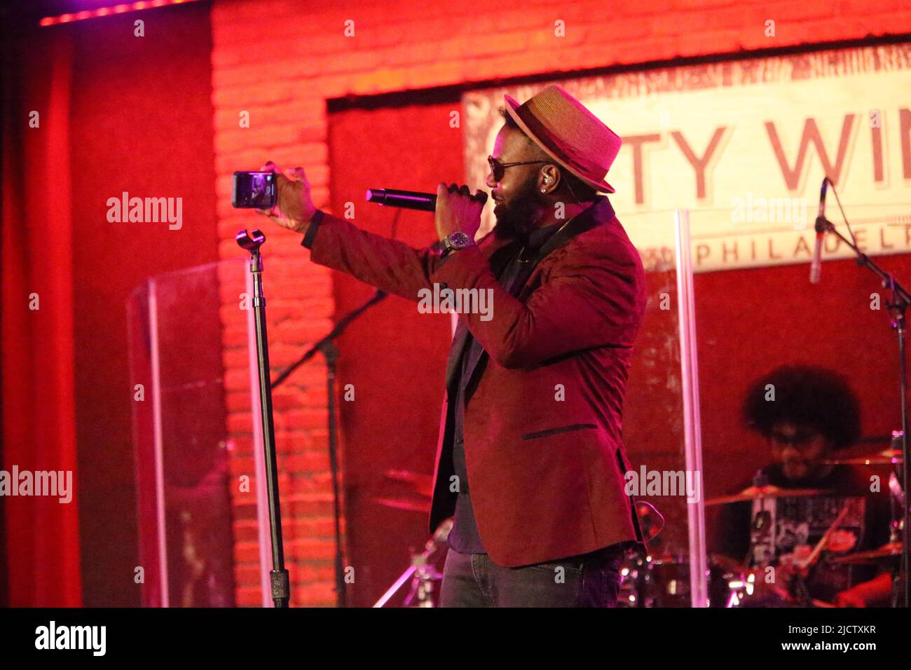 Singer Dwele performing live music at the City Winery Featuring: Singer ...