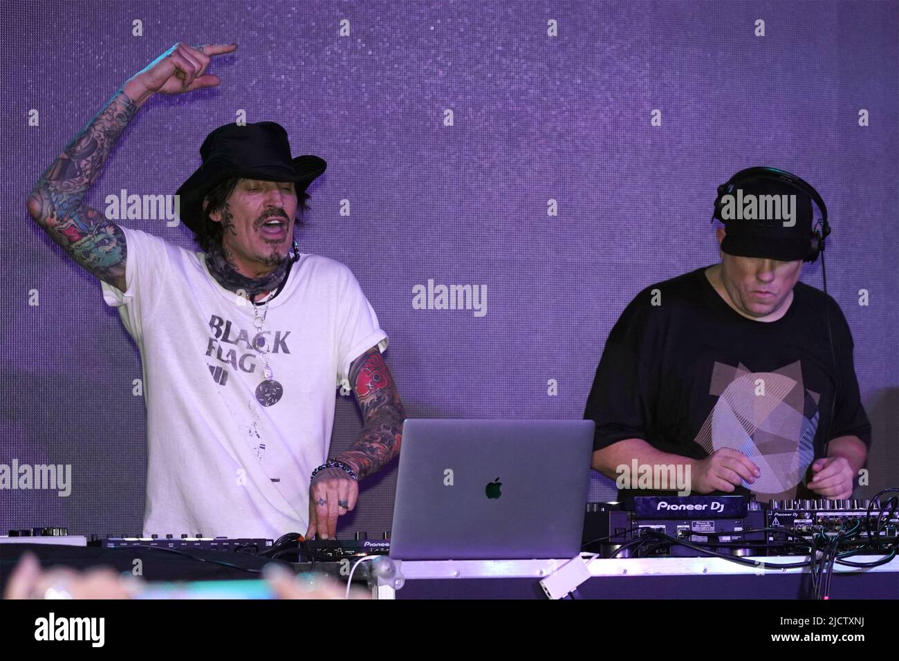 Tommy Lee performing a DJ set on Augusts 6th 2021 at the AfterLife ...