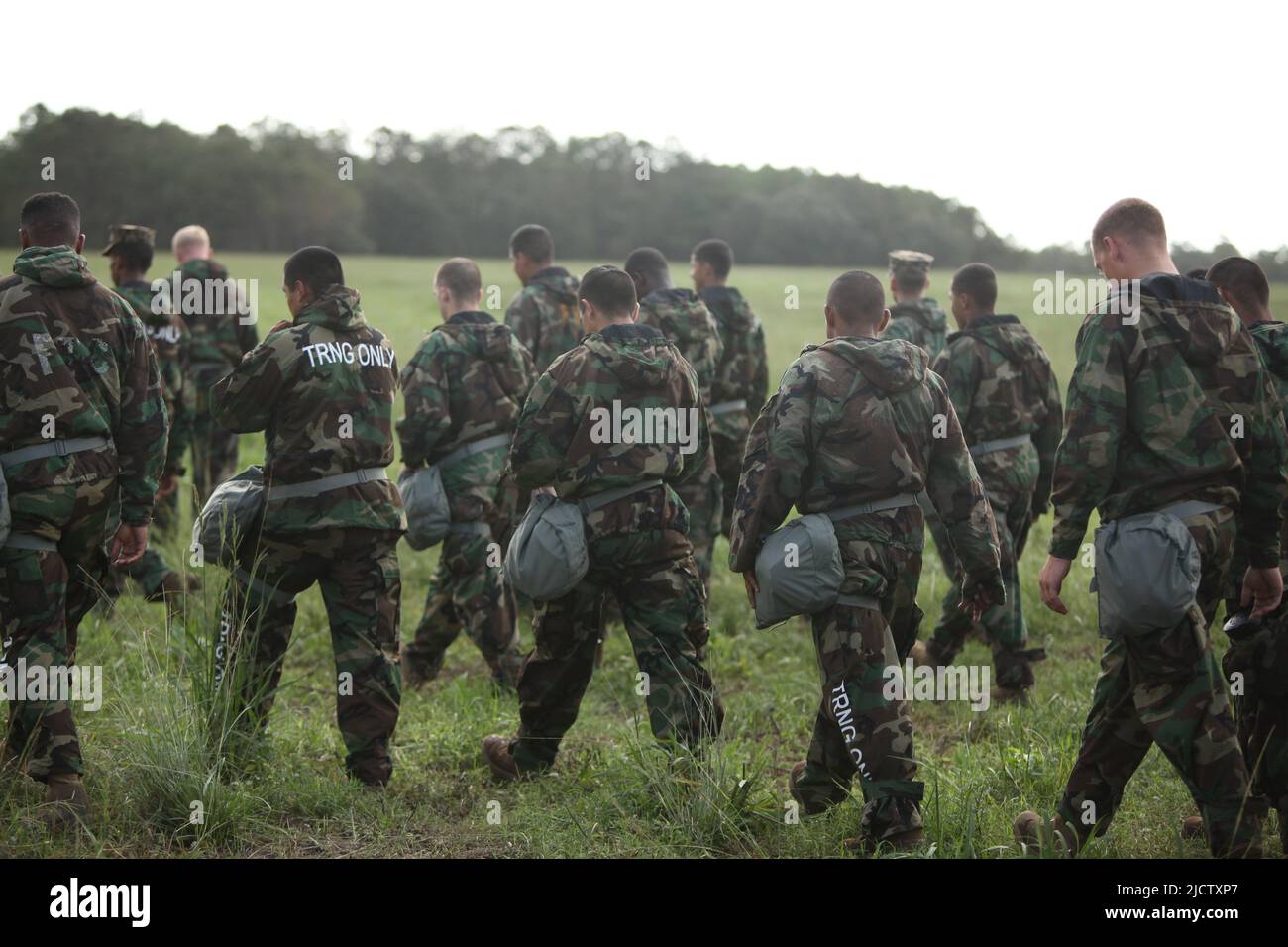U.S. Marines with Headquarters & Service Company, 1st Battalion, 8th ...