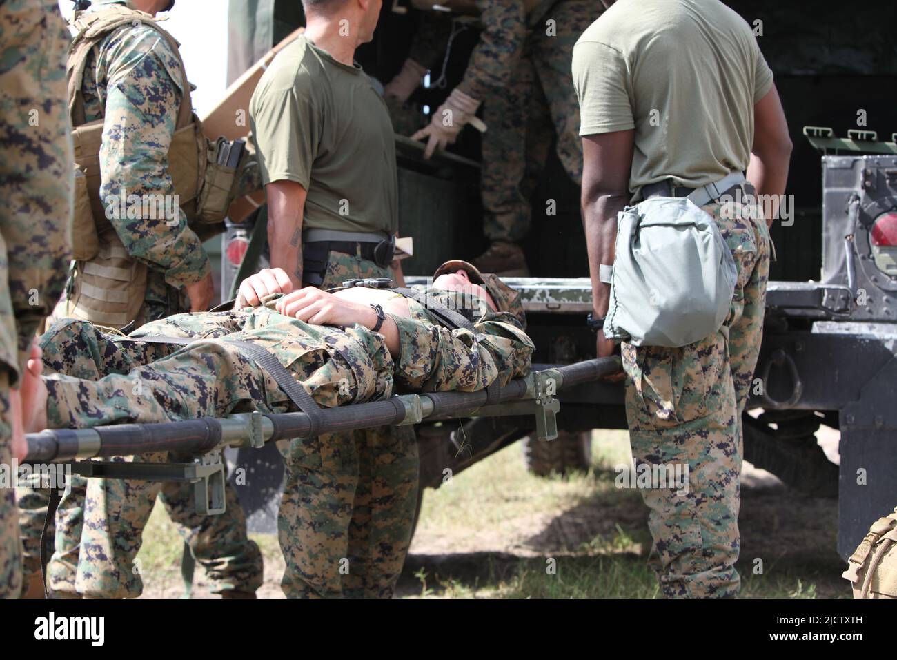 Headquarters marine corps combat camera hi-res stock photography and ...