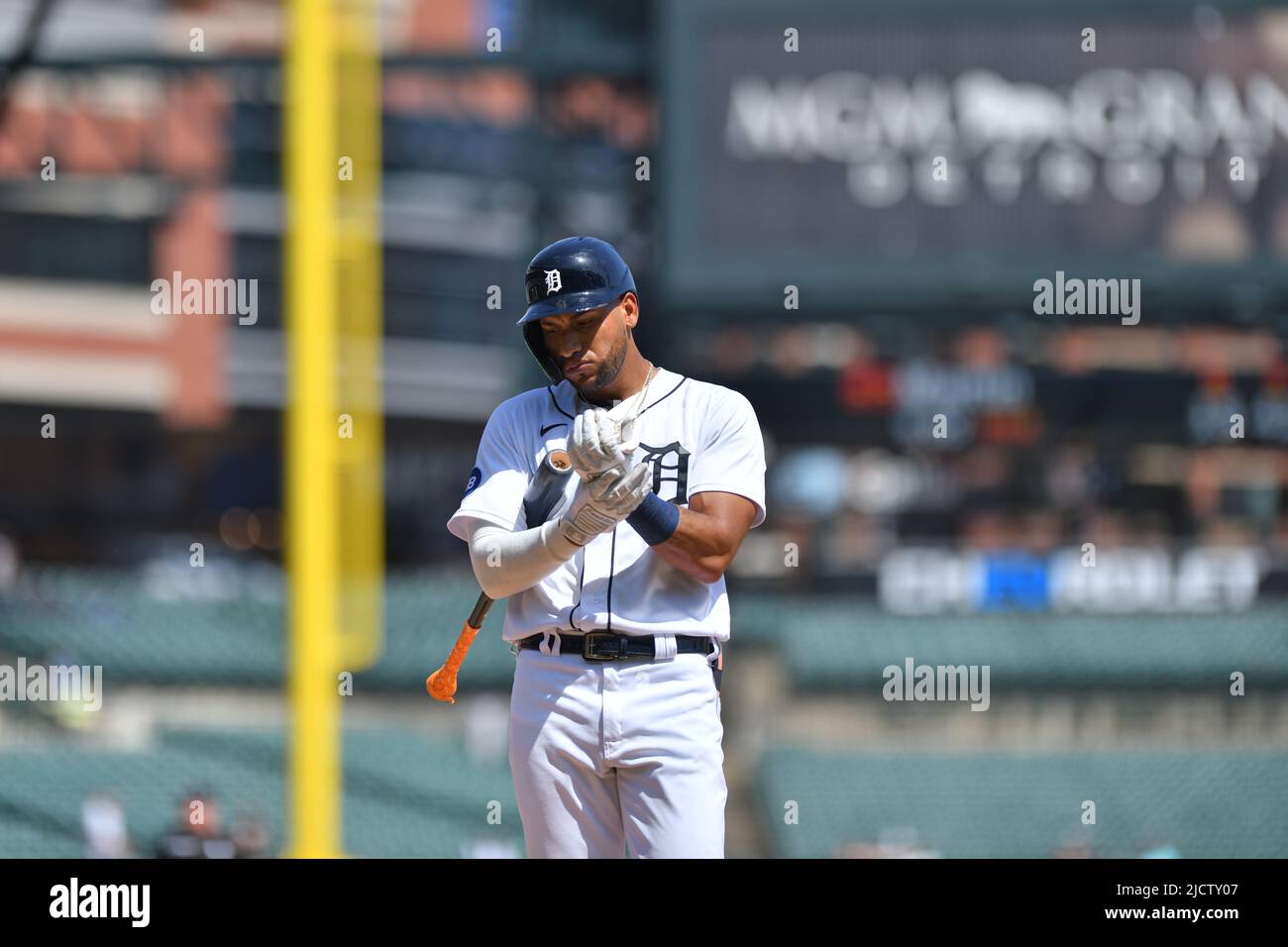 DETROIT, MI - JUNE 15: Detroit Tigers RF Victor Reyes (22) gets ready ...