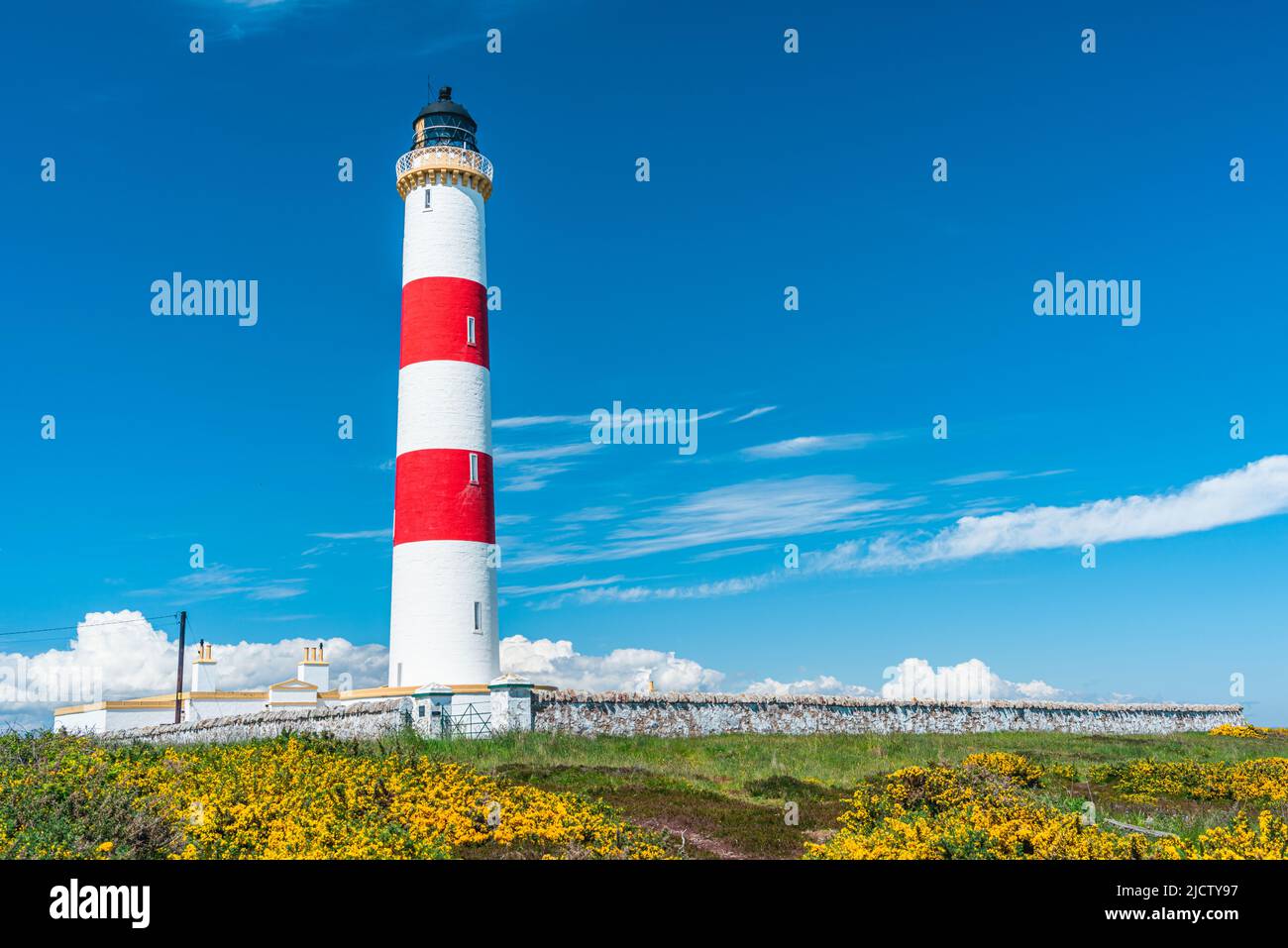Tarbat Ness Lighthouse, Portmahomack, Highland, East Coast of Scotland ...