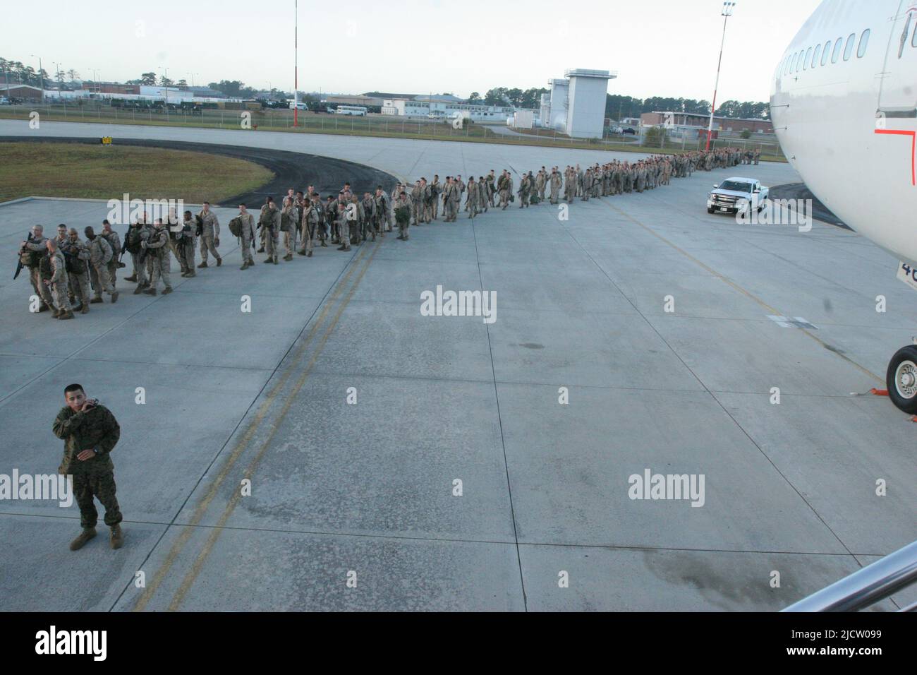 U.S. Marines with 1st Battalion, 8th Marine Regiment (1/8), 2D Marine ...