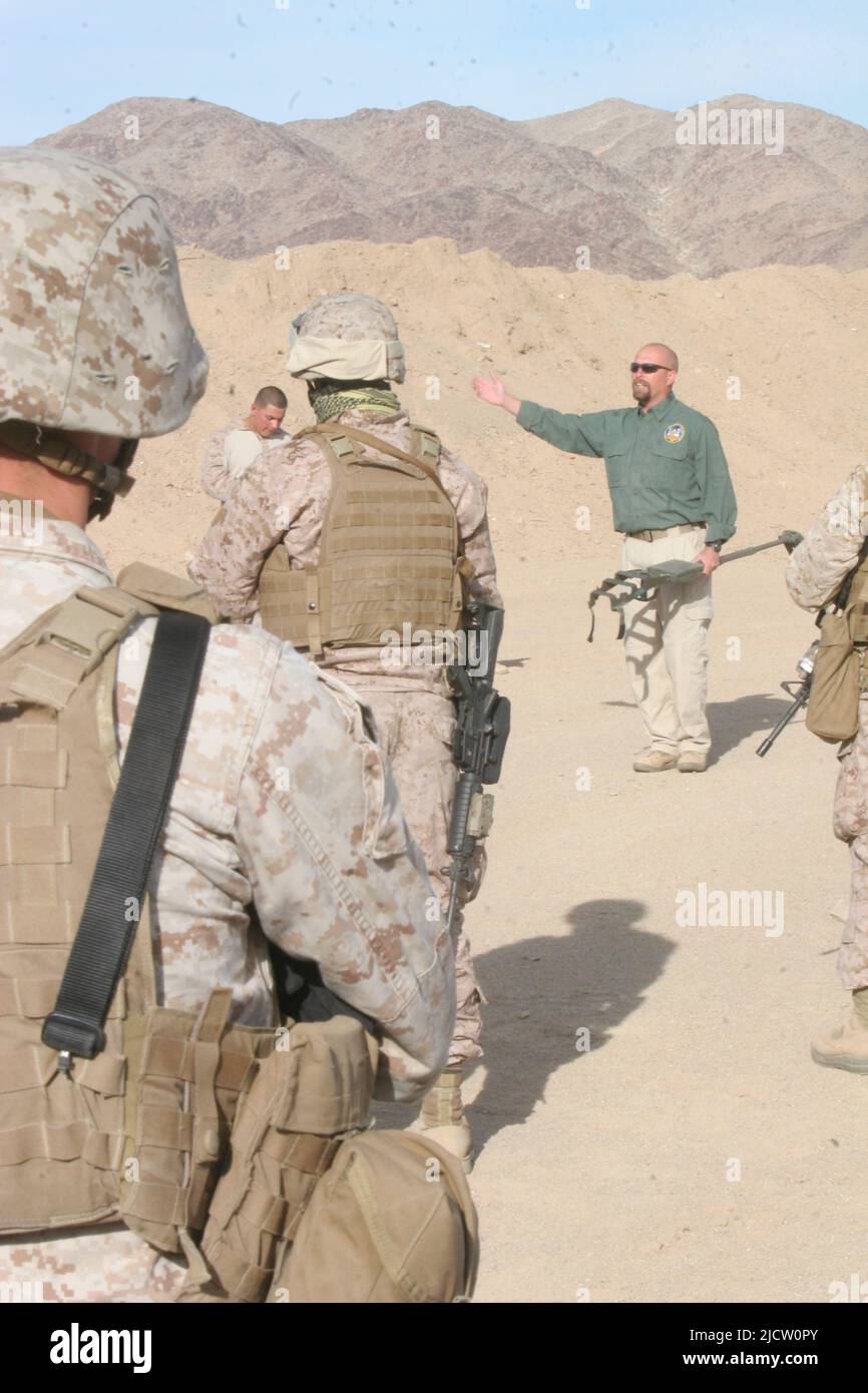 U.S. Marines with Headquarter & Service Company, 1st Battalion, 8th ...