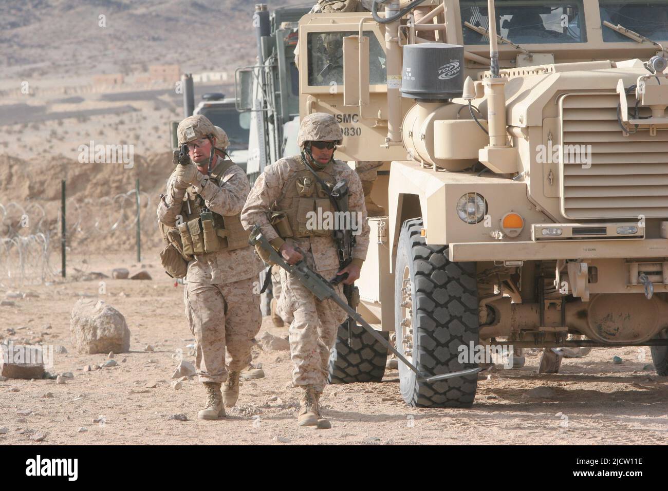 U.S. Marines with Headquarter & Service Company, 1st Battalion, 8th ...