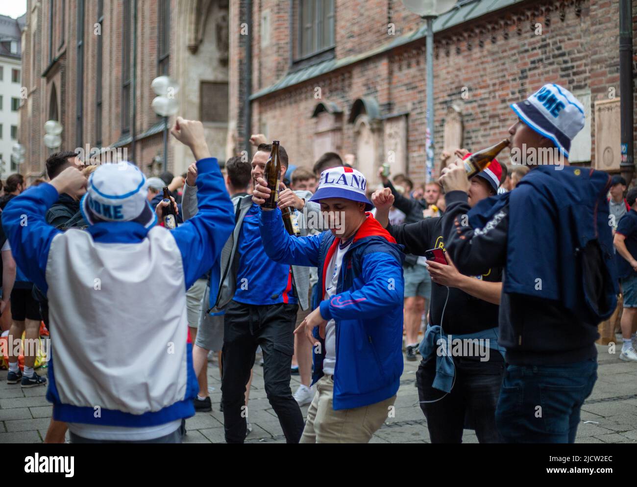 English football fans in munich hi-res stock photography and images - Alamy