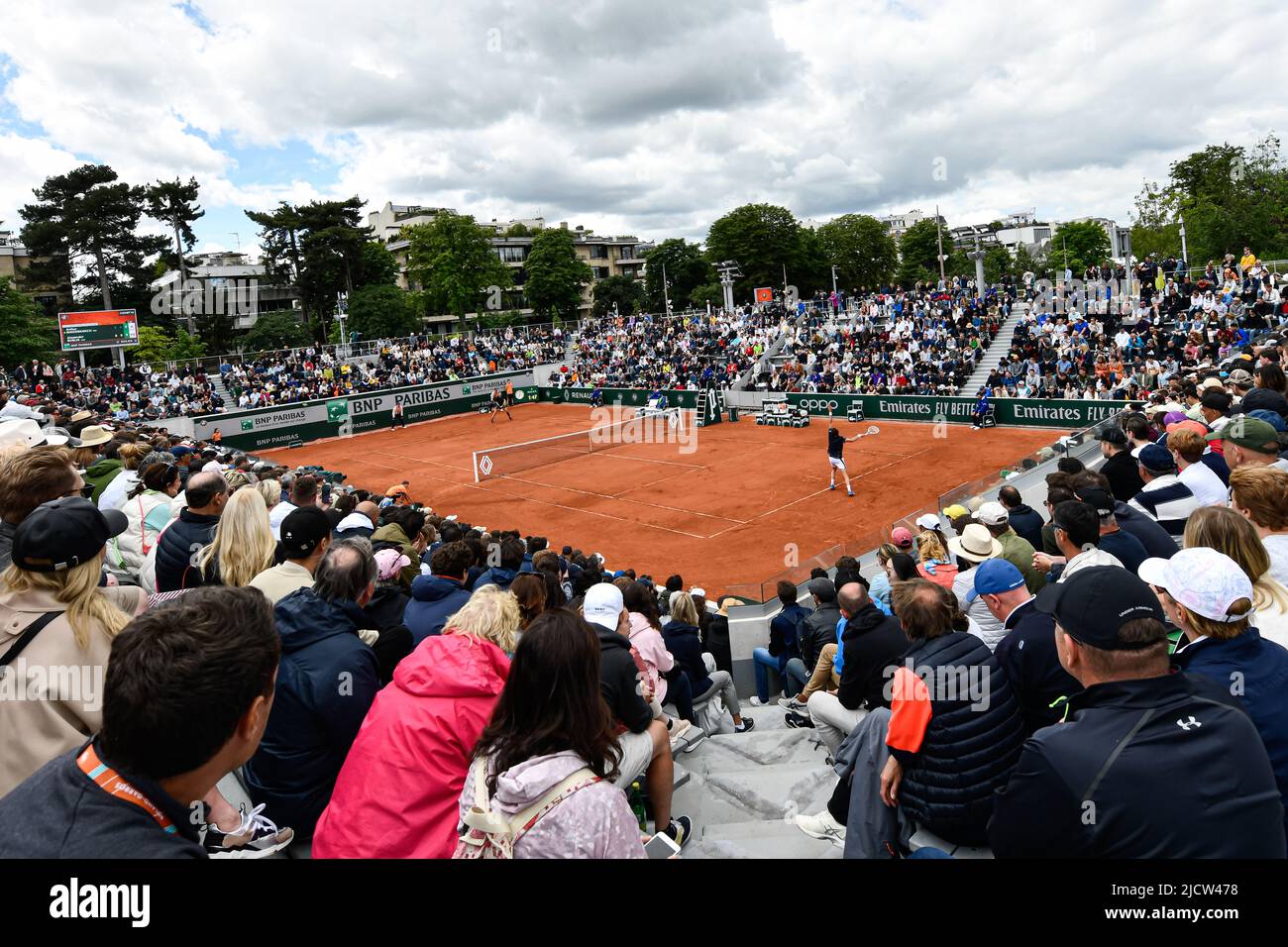 Paris french open stadium crowd hi-res stock photography and images - Alamy