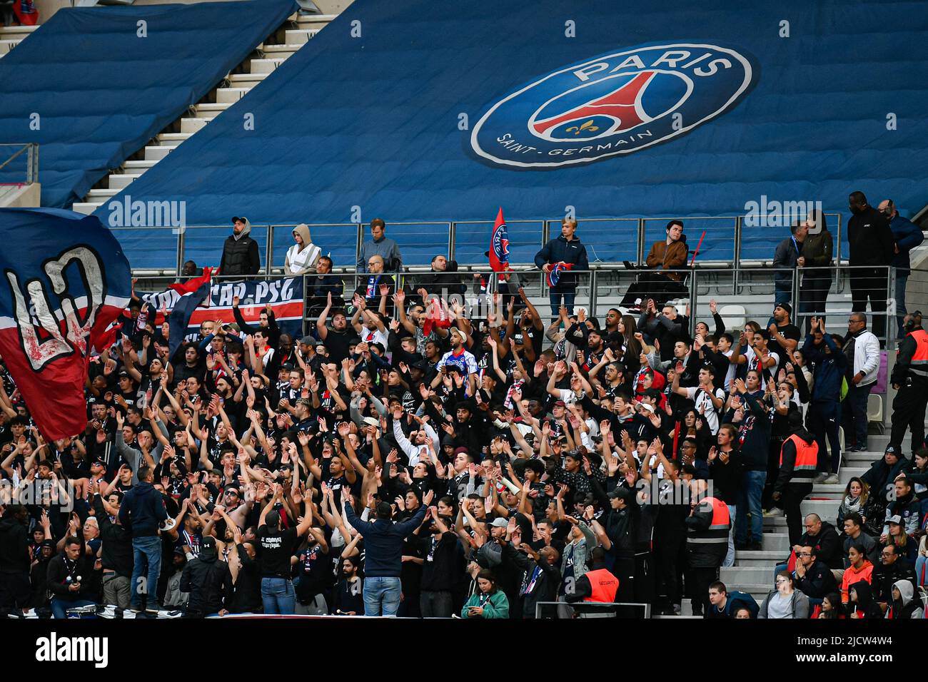 Parisian supporters illustration (PSG's Ultras, KOP) during the Women's ...