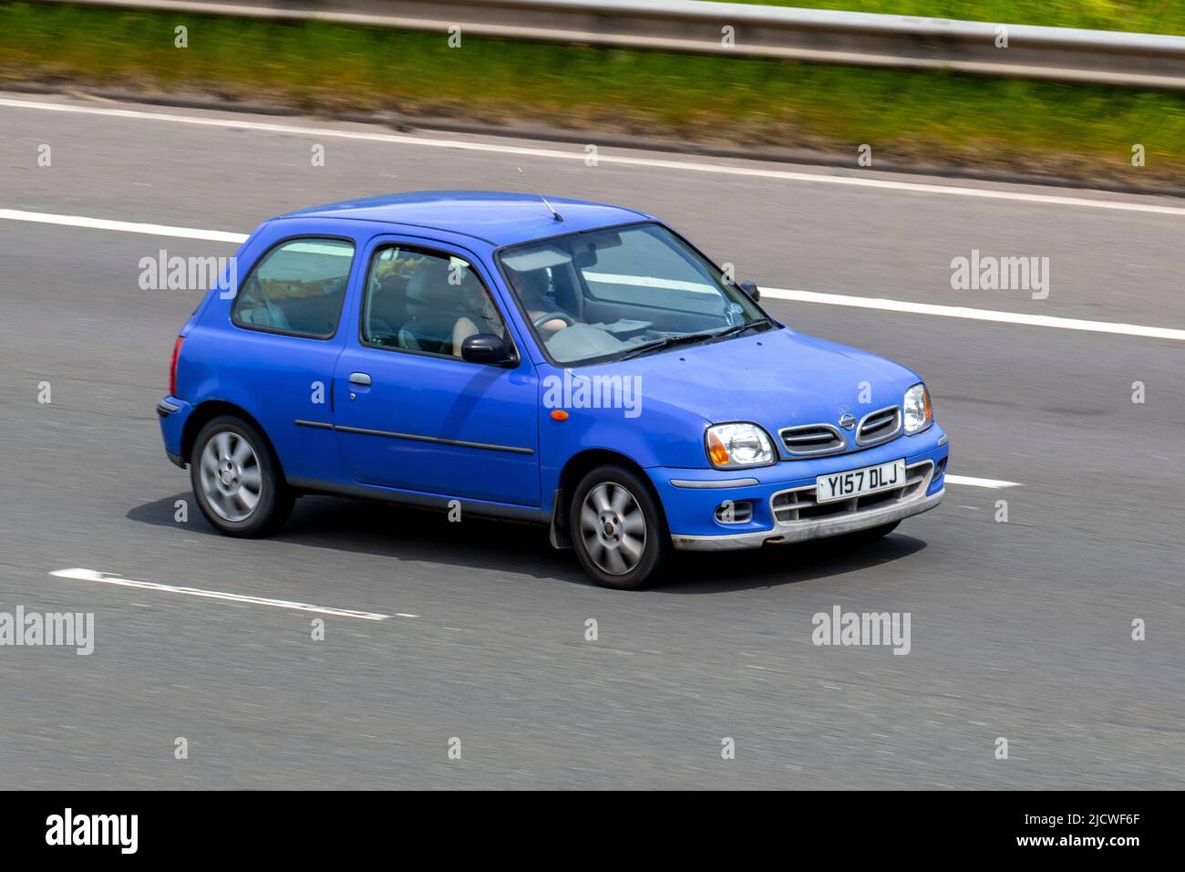 2001 nissan micra hi-res stock photography and images - Alamy