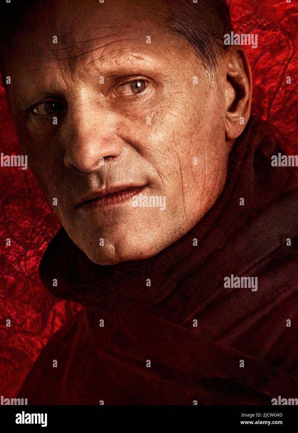 VIGGO MORTENSEN in CRIMES OF THE FUTURE (2022), directed by DAVID ...