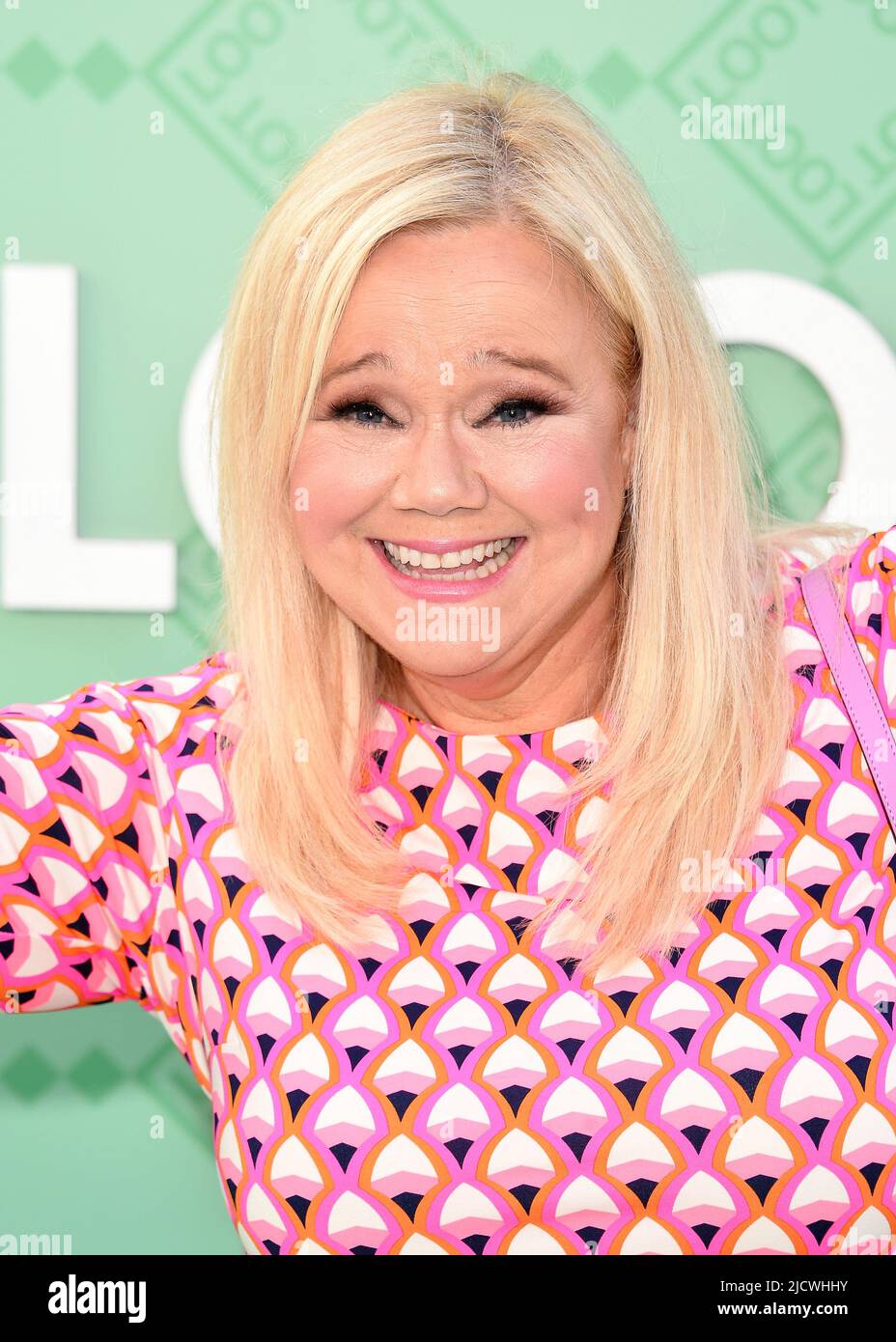 Los Angeles, California, 15 June 2022 - Caroline Rhea walking on the ...