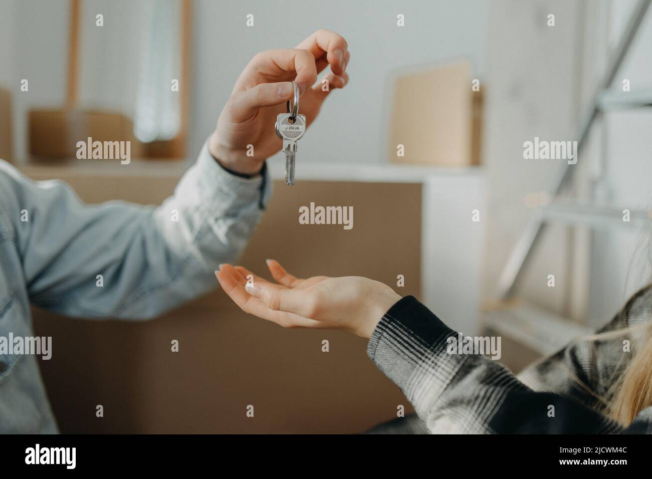 Couple receiving house keys hi-res stock photography and images - Alamy