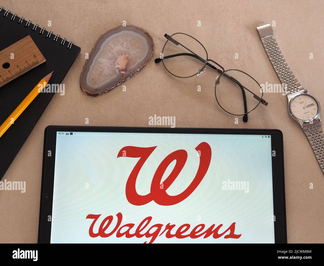 Walgreens logo hi-res stock photography and images - Alamy