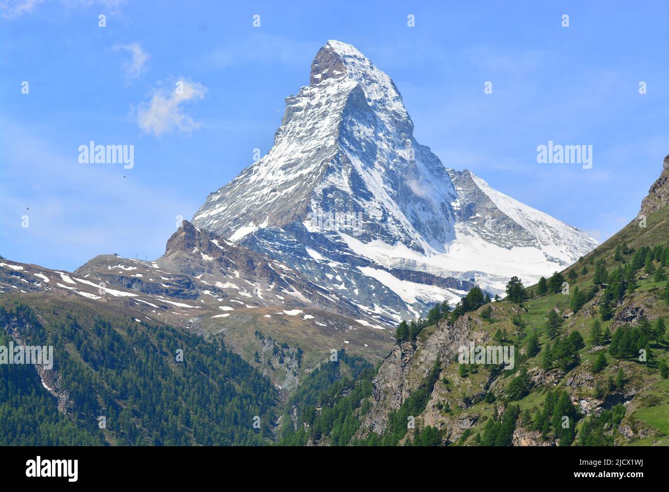 The Matterhorn, a perfect pyramid shaped mountain Stock Photo - Alamy