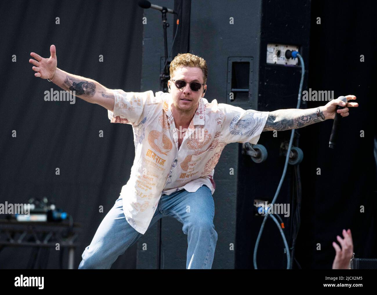 Danny jones of mcfly performs live on stage hi-res stock photography ...
