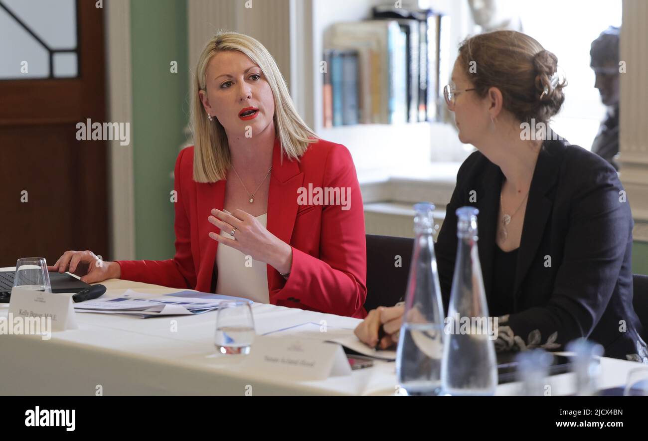 Chief executive royal foundation hi-res stock photography and images ...