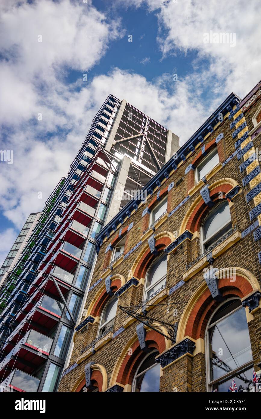 35 Albert Embankment, Vauxhall, London, England, UK. The Albert ...