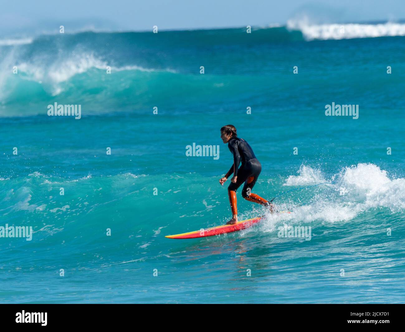 Teen surfer hi-res stock photography and images - Alamy