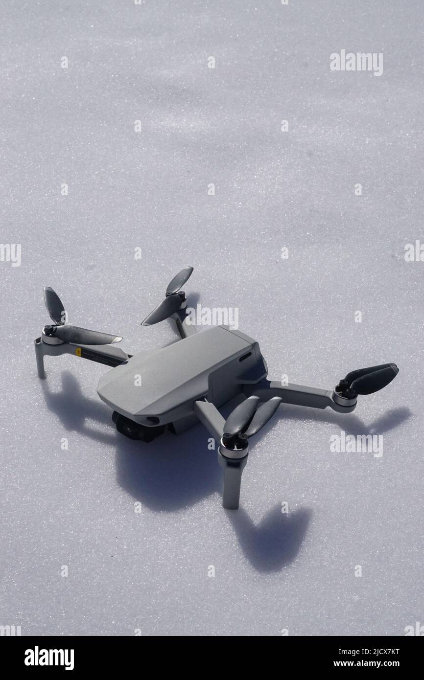 Drone flying up snowy forest hi-res stock photography and images - Alamy