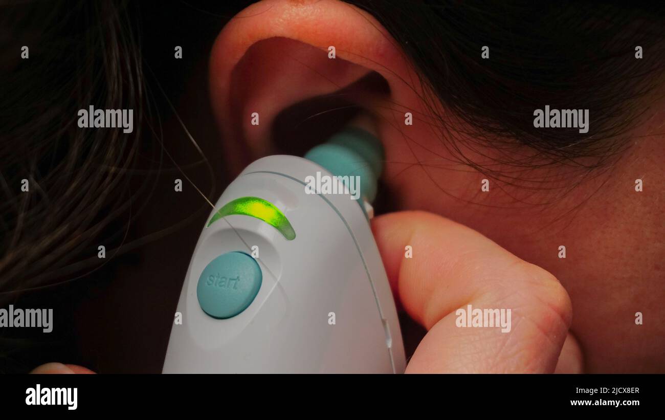 Thermometer icon body temperature hi-res stock photography and images ...