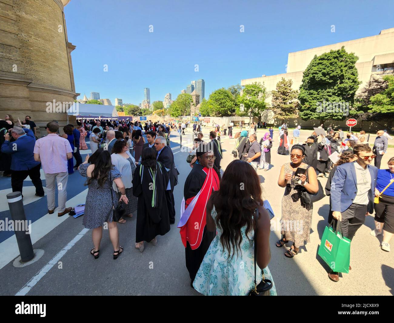 University of Toronto Convocation Hall Graduation, Toronto Stock Photo ...
