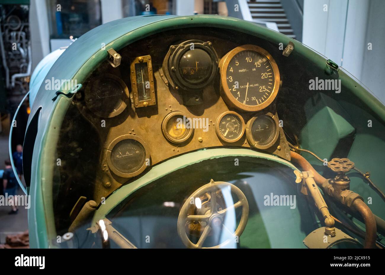 The cockpit of a World War Two Italian SSB manned torpedo on display at ...