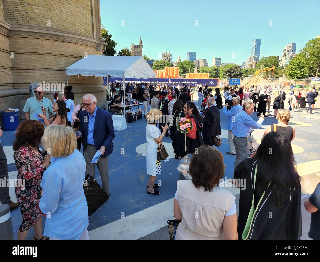 University of Toronto Convocation Hall Graduation, Toronto Stock Photo ...