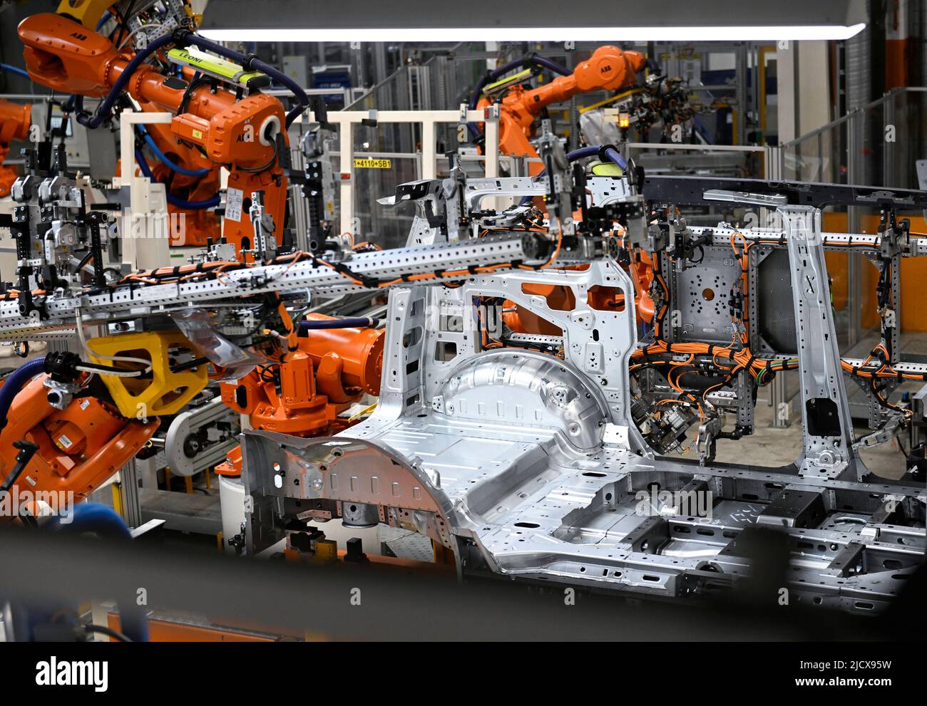 Volkswagen id production hi-res stock photography and images - Alamy