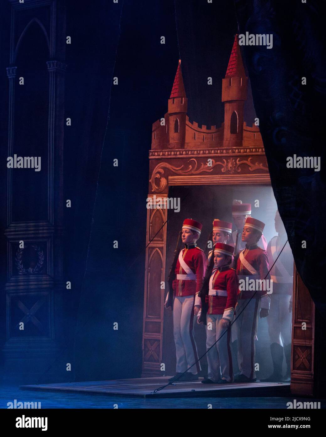 English National Ballet The Nutcracker 2012 Stock Photo - Alamy English National Ballet The Nutcracker 2012 Stock Photo - Alamy