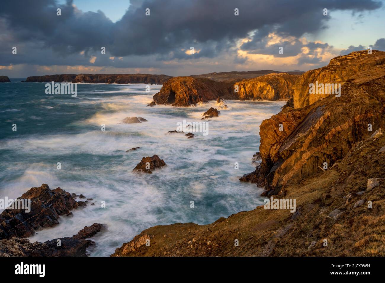 Rugged rocky coast of Mangersta, Mangersta Beach, Isle of Lewis and ...