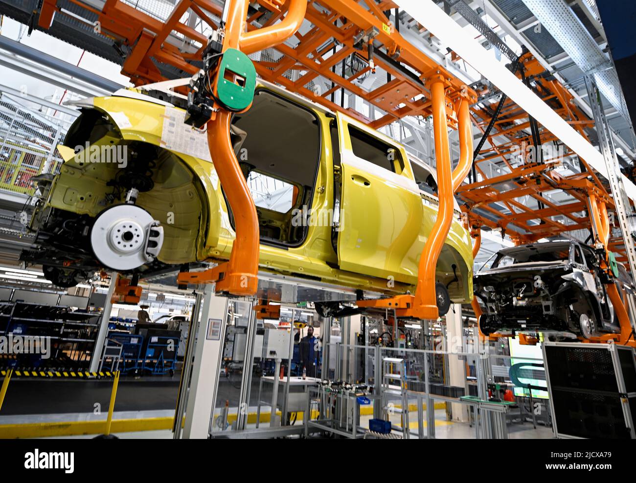 Volkswagen id production hi-res stock photography and images - Alamy