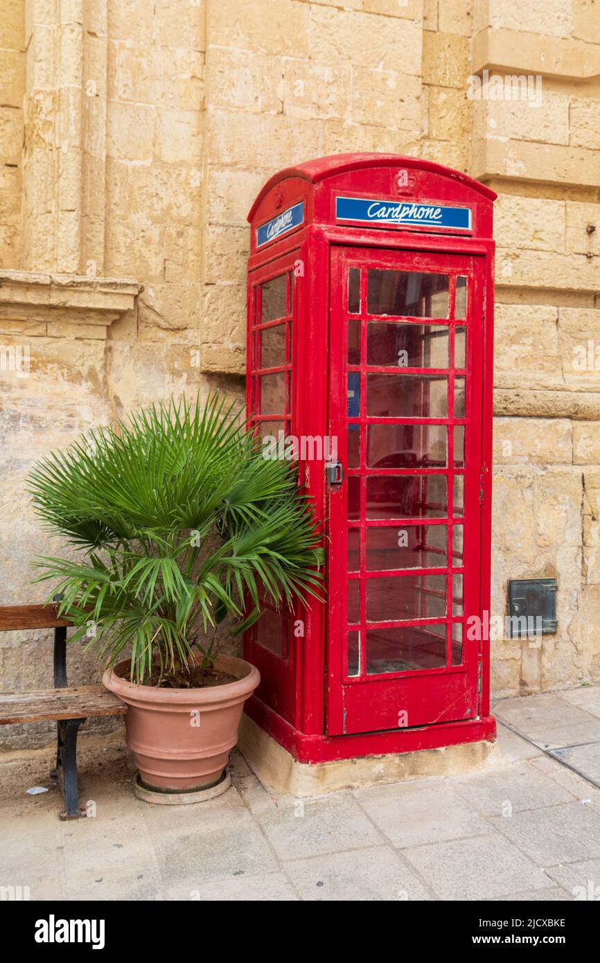British phonebooth hi-res stock photography and images - Alamy