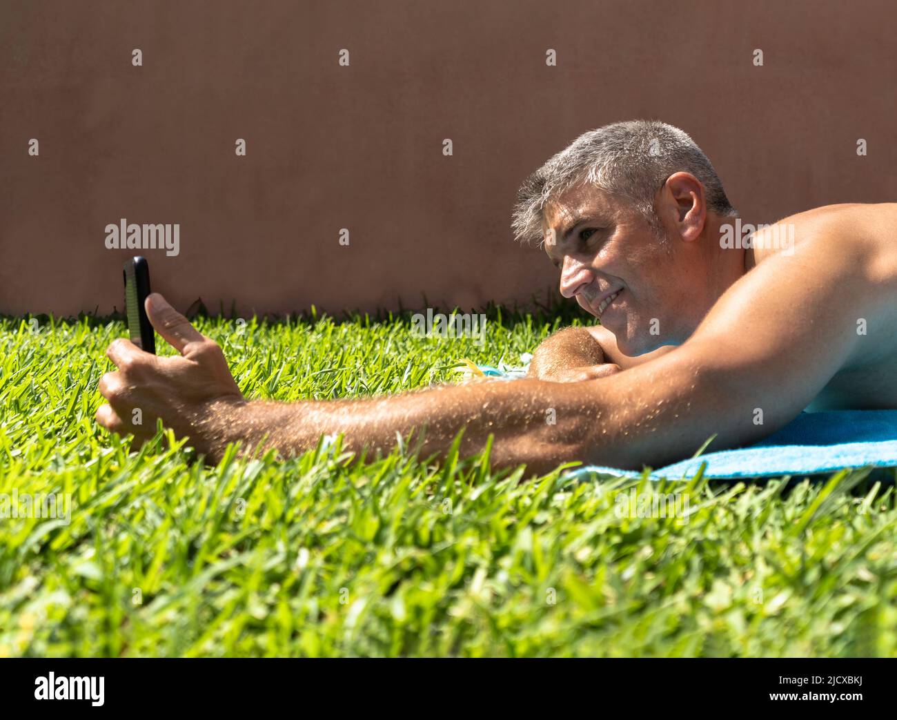 Positive sunbathing hi-res stock photography and images - Alamy