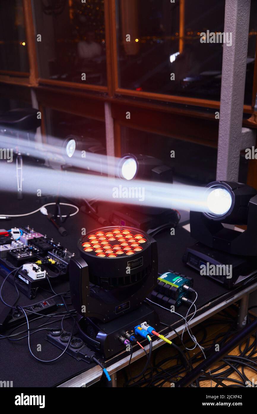 Concert stage and concert hall hi-res stock photography and images - Alamy