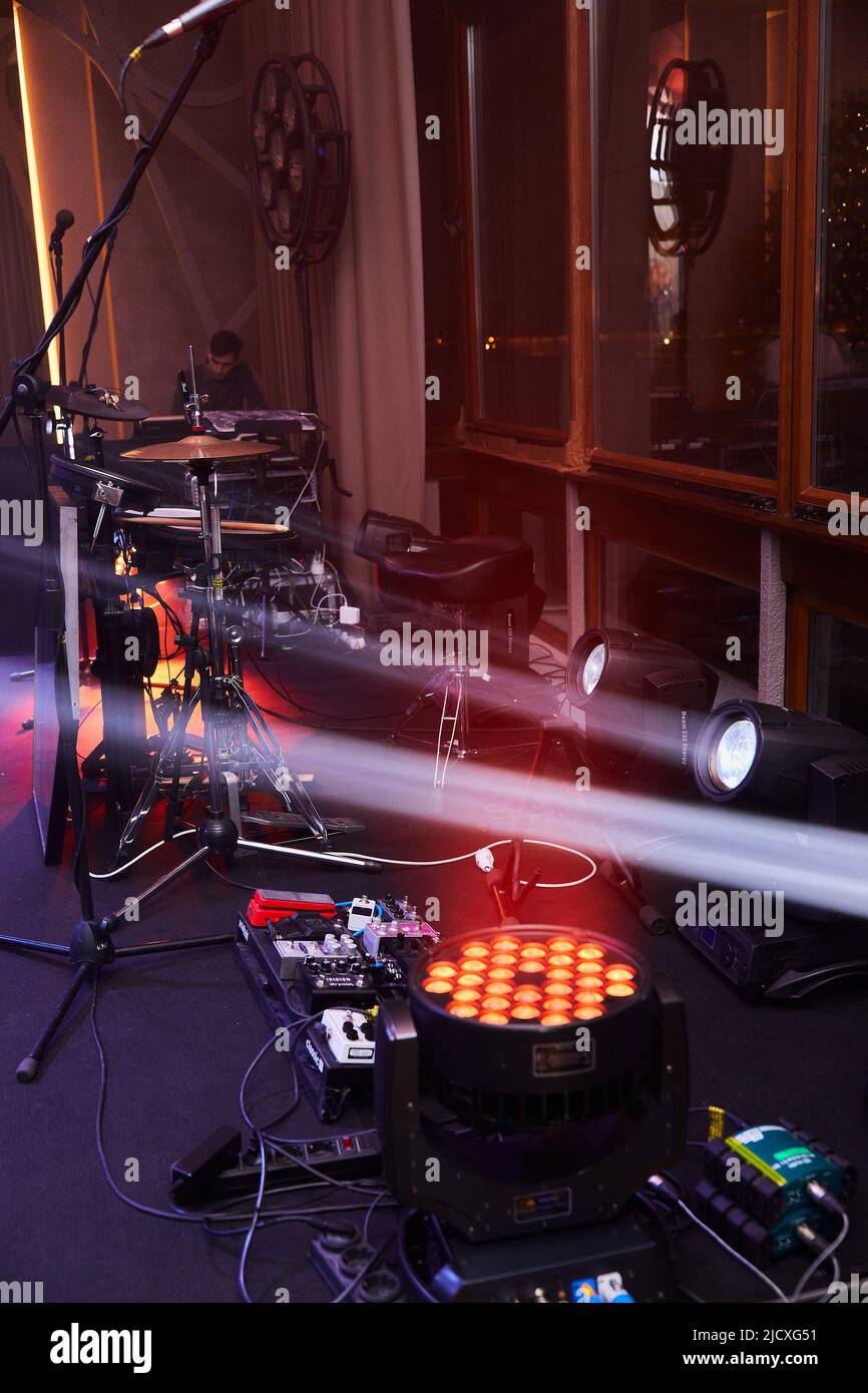 Beautiful illumination of the stage during concert Stock Photo - Alamy