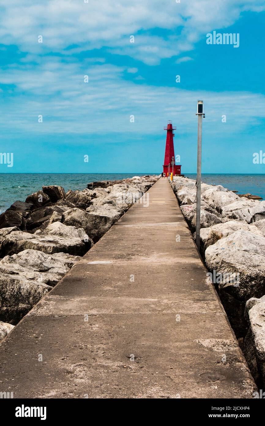 Rock harbor lighthouse, michigan hi-res stock photography and images ...