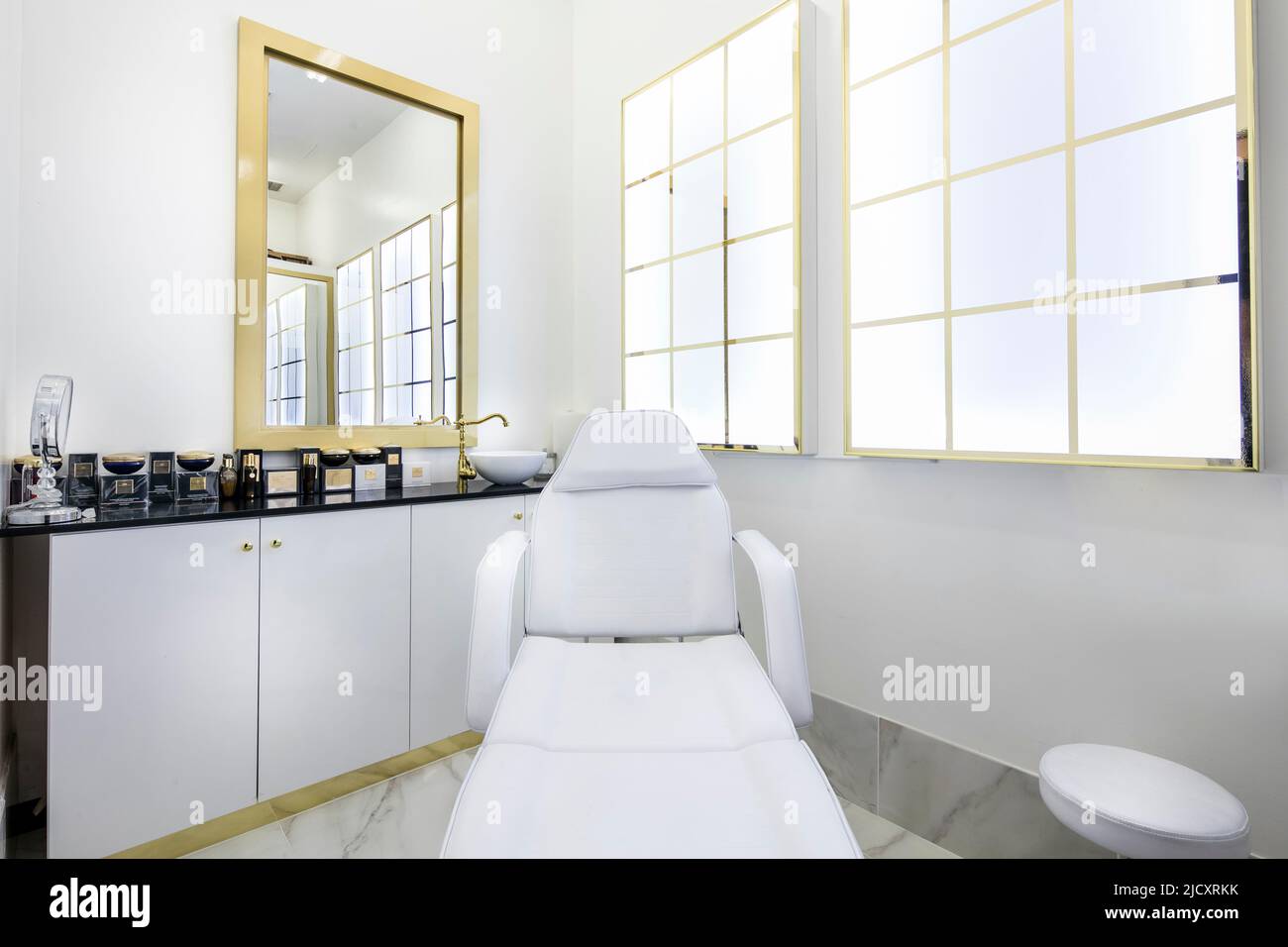Interior of aesthetic cosmetology clinic Stock Photo - Alamy