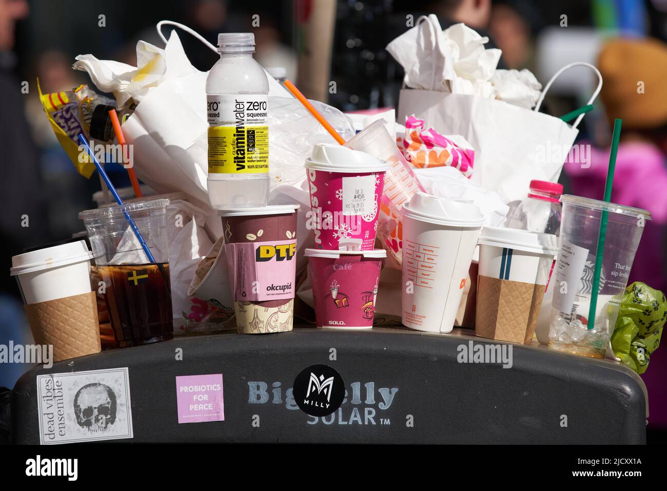 Bronx trash dump hi-res stock photography and images - Alamy