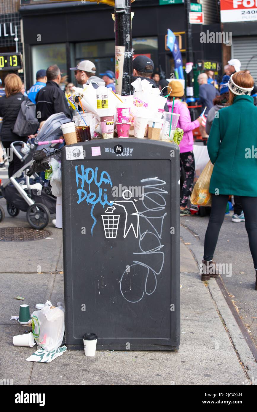 Recycle environment new york hi-res stock photography and images - Alamy