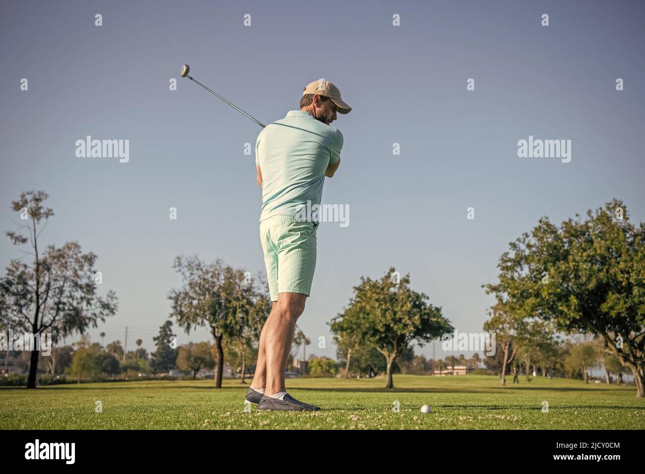 Golfer in cap golf hi-res stock photography and images - Alamy