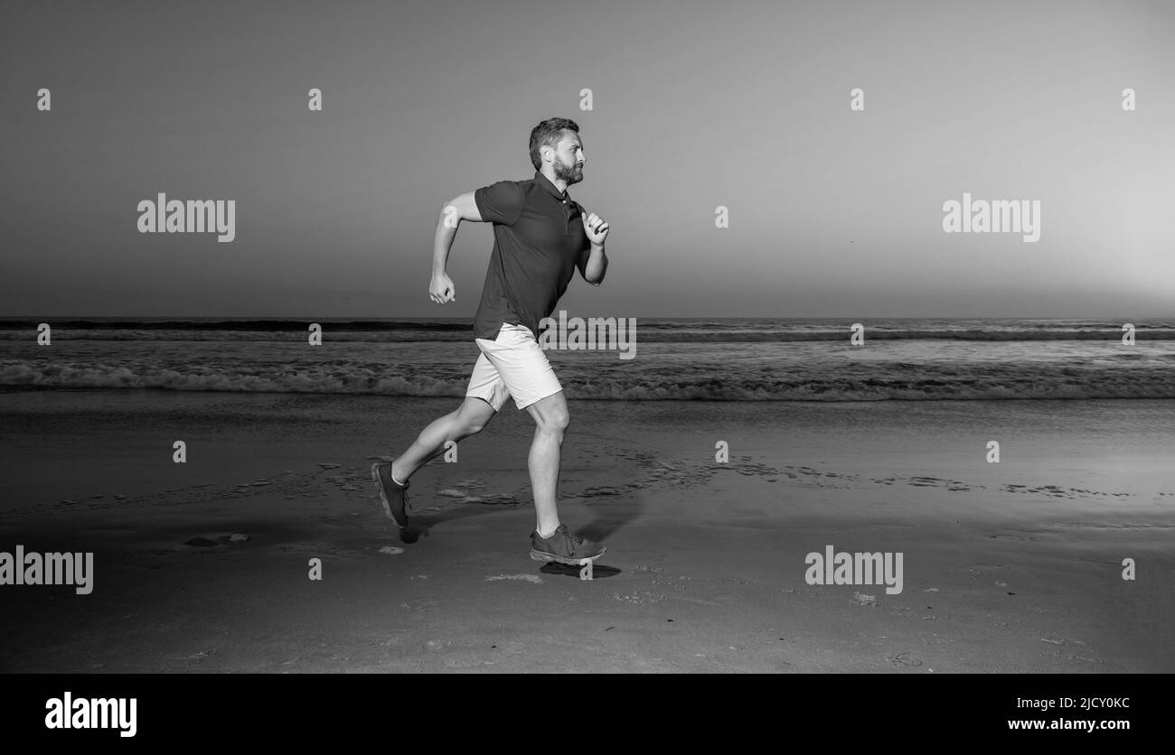 Running beach bahamas hi-res stock photography and images - Alamy